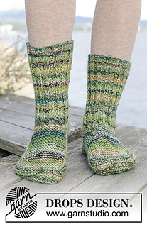 Ravelry: 244-34 Woodland Trail pattern by DROPS design
