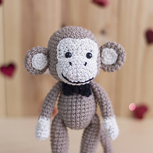 Ravelry: Amigurumi Monkey pattern by Duende de los Hilos