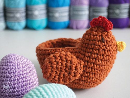 Ravelry: Easter Chicken pattern by Durable Yarn