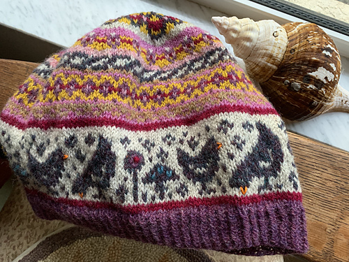 Ravelry: Solstice Glow hat pattern by bunnymuff - Mona Zillah