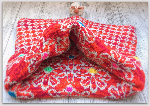 Ravelry: Turn Around pattern by Dutch Knitty