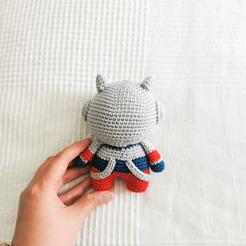 Ravelry: Ultraman pattern by Chloe Yuen