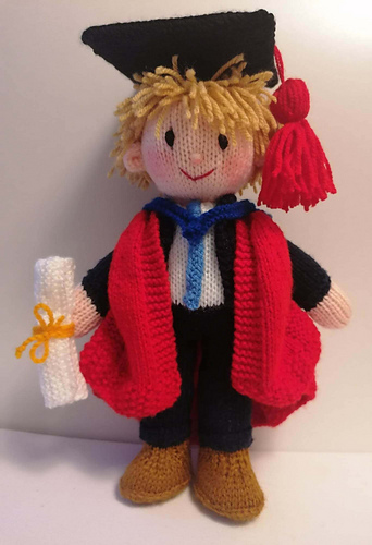 Ravelry: Graduation pattern by Elaine Munn