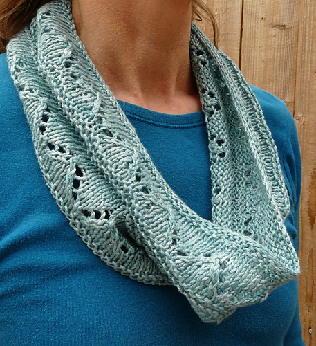 Ravelry: Linen eyelet cowl pattern by Diane Malinowski