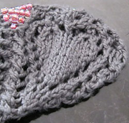 Ravelry: Tugging My Heart Strings pattern by Lindsay Lewchuk