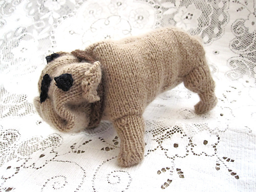 Ravelry: English Bulldog pattern by Sally Muir and Joanna Osborne
