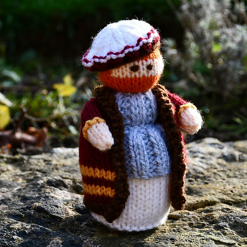 Ravelry: Miniature Henry VIII Doll pattern by Joanna Marshall