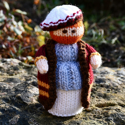 Ravelry: Miniature Henry VIII Doll pattern by Joanna Marshall