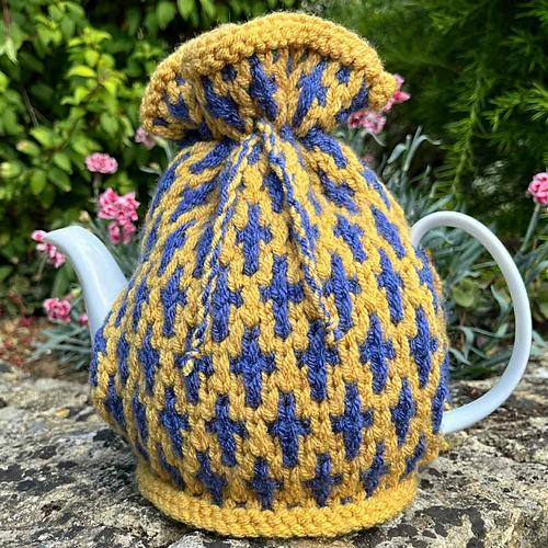 Ravelry: Medieval Cross Teapot Cosy - 4 Cup pattern by Joanna Marshall