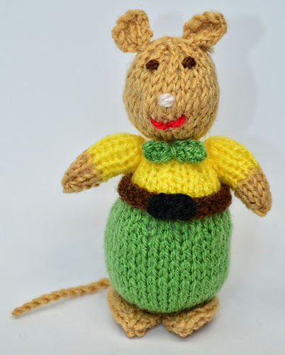 Ravelry: Victorian Church Mice pattern by Joanna Marshall