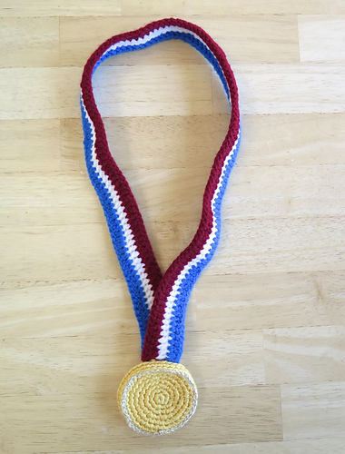 Ravelry: Crochet Olympic Medal pattern by Penolopy Bulnick