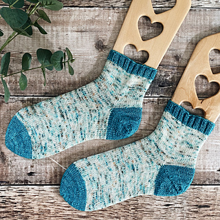 Ravelry: Eldenwoodcraft's Umbrella Socks