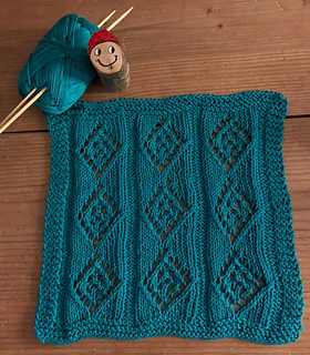 Ravelry: Maria pattern by Elena Rise
