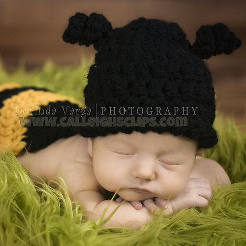 Ravelry: Bumble Bee - Cuddle Critter Cape - Photo Prop pattern by ...