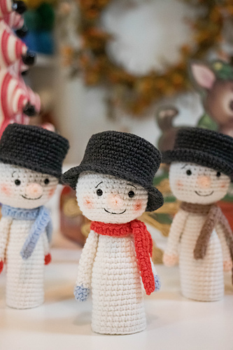Ravelry: Snowman Finger Puppets pattern by Elise Speed