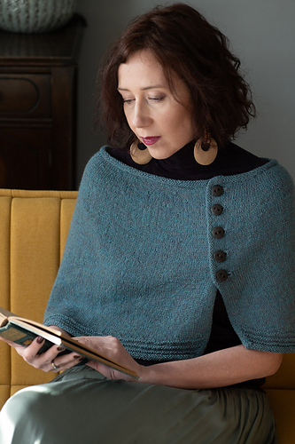 Ravelry: Drawing Room Capelet pattern by Janice Allen