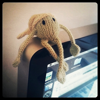 Ravelry: ElloKnits' Melvin the Computer Minion