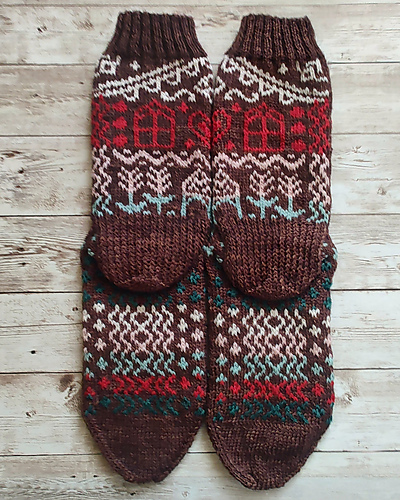 Ravelry: Gingerbread Sampler Socks pattern by Jennifer Beaulieu