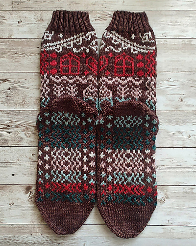 Ravelry: Gingerbread Sampler Socks pattern by Jennifer Beaulieu