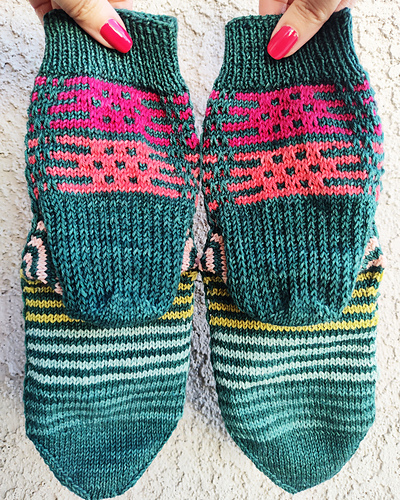 Ravelry: Jungle Flowers pattern by Jennifer Beaulieu