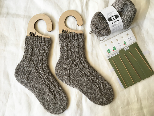 Ravelry: Autumn Ember socks pattern by Anna Radchenko