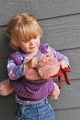 Ravelry: Mini-Me Teddy/Doll Carrier pattern by Heather C Gibbs (KCACO.UK)