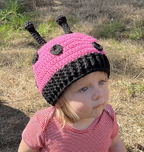 Ravelry: Ladybug Hat pattern by Sarah Petersen