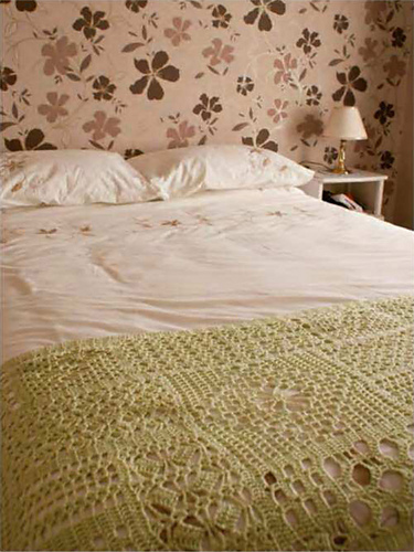 Ravelry: Bed Runner pattern by Helen Free