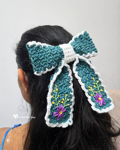 Ravelry: Flora Hair Bow pattern by Erangi Udeshika