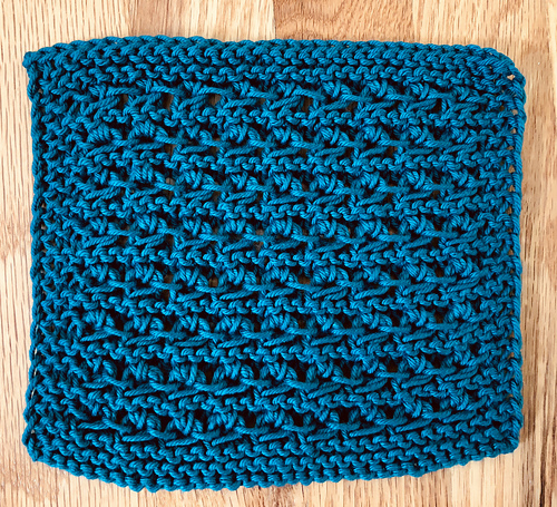 Ravelry: Royal Treatment: Little Crowns Dishcloth pattern by Erica Emery