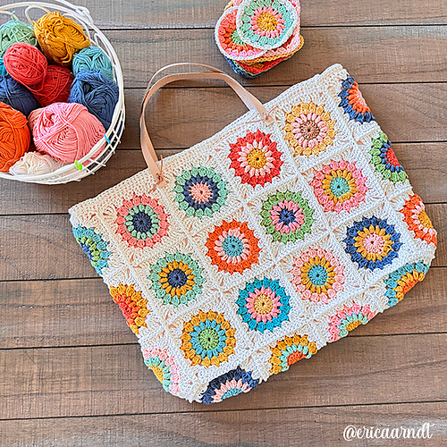 Ravelry: Sunburst Tote pattern by Erica Arndt