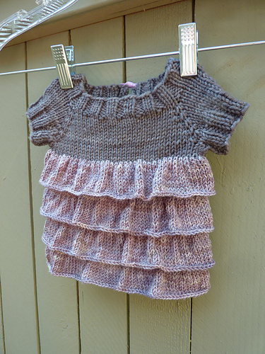 Ravelry: The Ruffle Top pattern by Claire Gentry