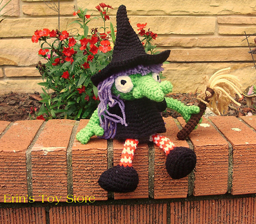 Ravelry: The Goon Group, The Witch pattern by Erin Scull