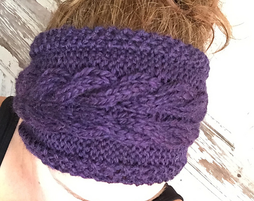 Ravelry: Corn Rows Headband pattern by Emma Sadler