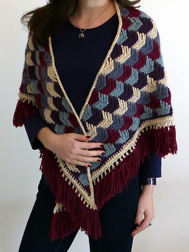 Ravelry: Arrow Tails Shawl pattern by Esther Chandler