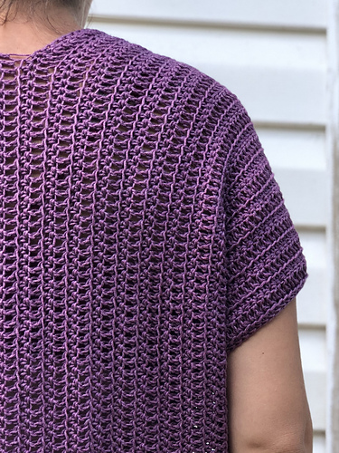 Ravelry: Simplicity Pullover pattern by Eva Pack