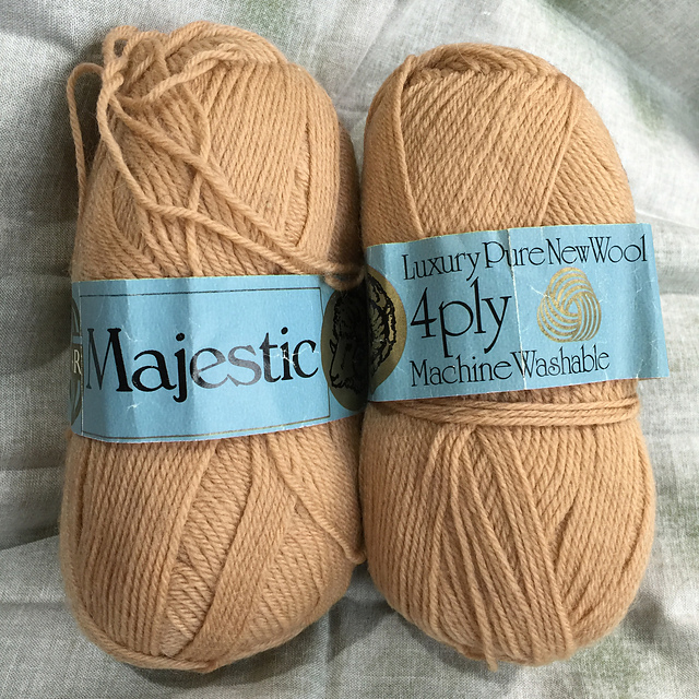 Ravelry: Sirdar Majestic 4-Ply