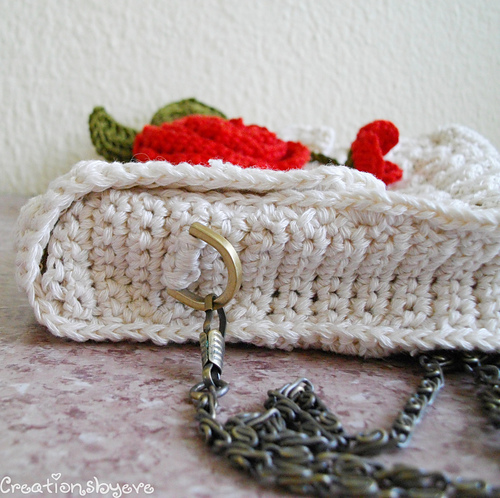 Ravelry: Ecru crochet purse with rose embellishment pattern by Evelyn ...