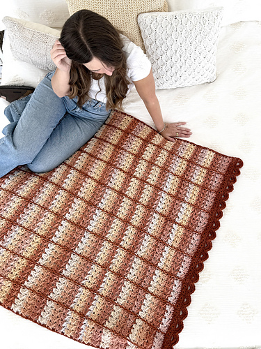 Ravelry: The Strata Sunrise Throw pattern by Rachel Misner