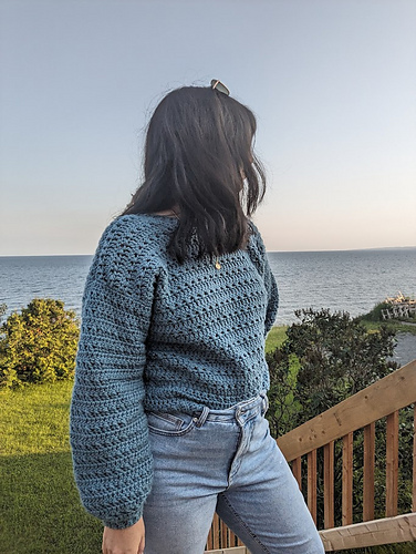 Ravelry: Chandail Béatrice pattern by Evelyne Fortier