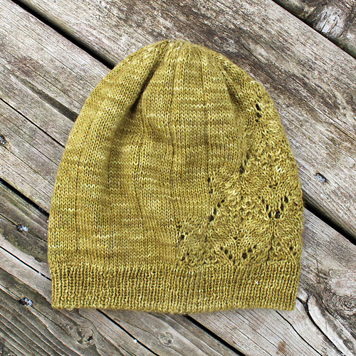 Ravelry: CALYX pattern by Evie Scott