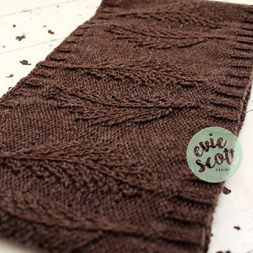 Ravelry: QUILL cowl pattern by Evie Scott