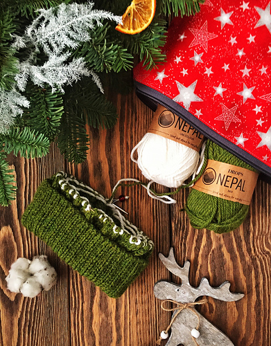 Ravelry: Pine cone hat pattern by EVVASH