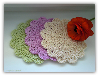 Ravelry: Evvik's Star Stitch Coaster