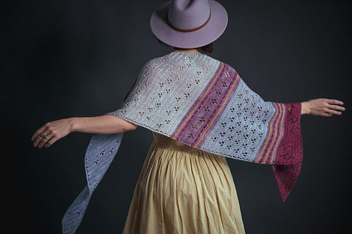 Ravelry: Trillium pattern by Jane Vanselous