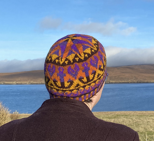 Ravelry: Mariner's Compass Hat pattern by Helen Robertson