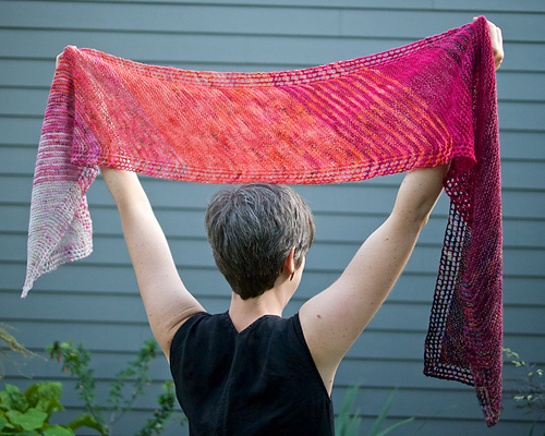 Ravelry: Mini Fade pattern by Emily Devlin