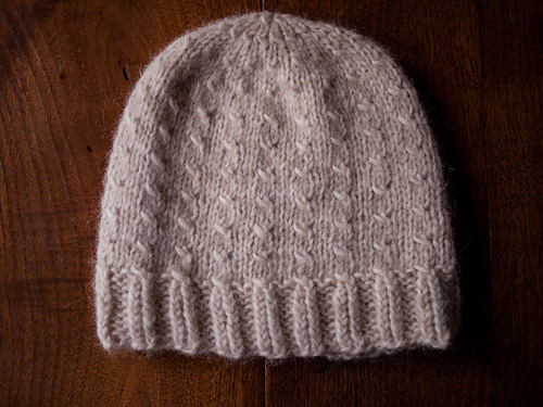 Ravelry: Alpental Magic Beanie pattern by Fairlight Fibers