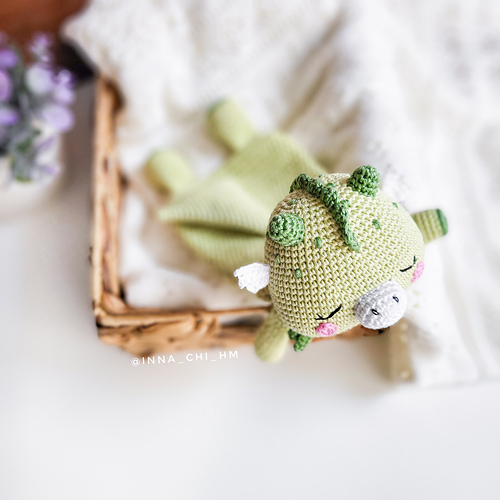 Ravelry: Dragon Lovey pattern by Inna Chybinova