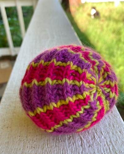 Ravelry: Victorian Knitted Ball pattern by Heather Vaughan Lee